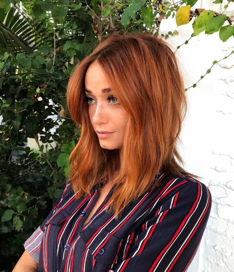 Capelli rosso rame dorato che sarà di moda nel 2022 - Archzine.it