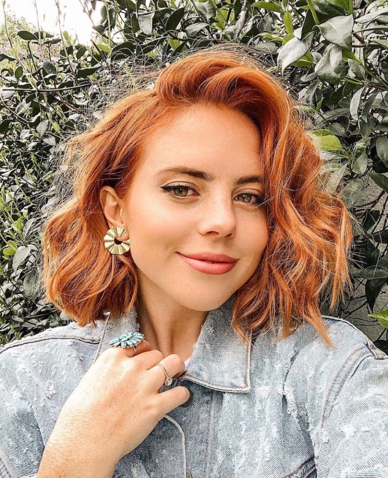 Capelli rosso rame dorato che sarà di moda nel 2022 - Archzine.it