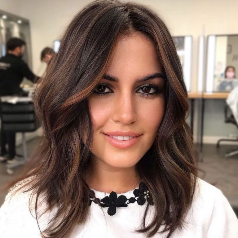 Schiariture su capelli castani da fare a casa - Archzine.it