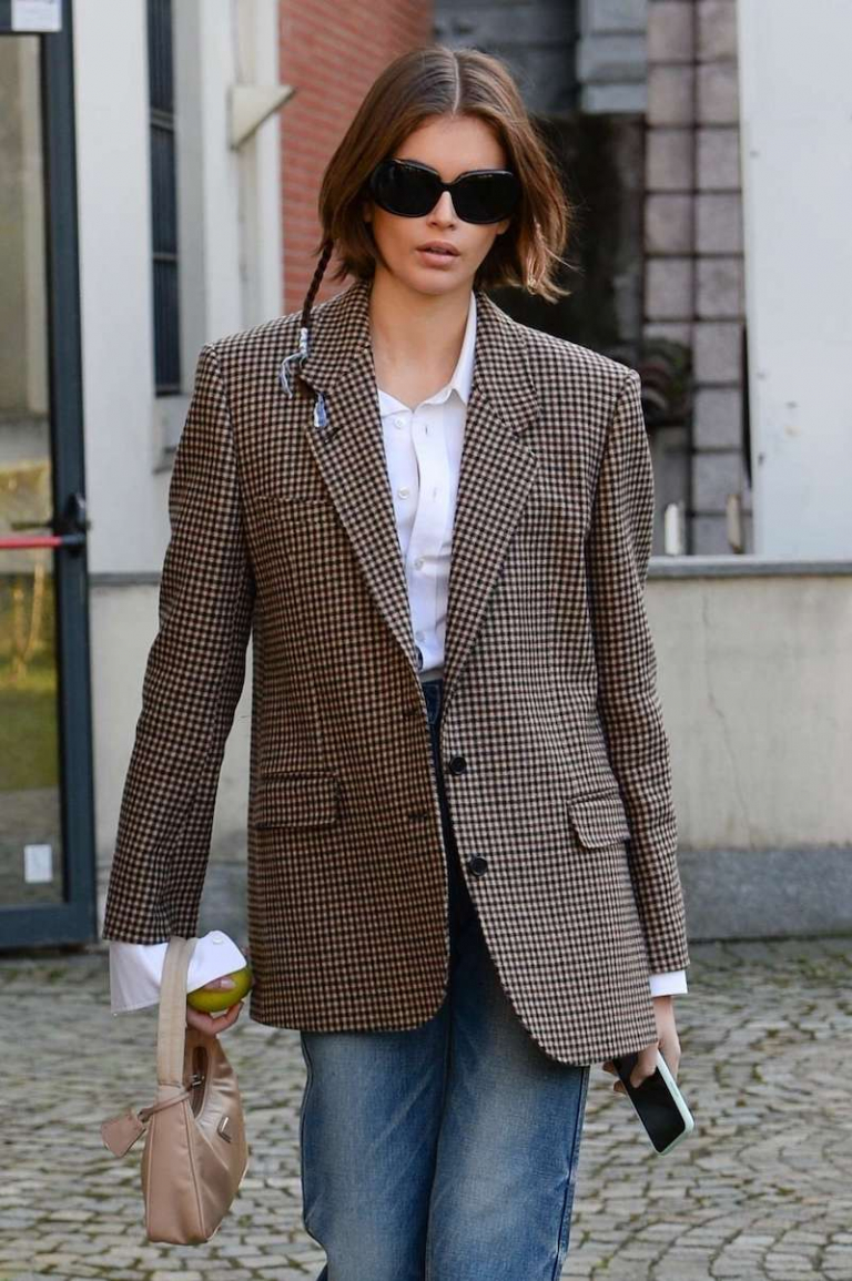 Come indossare il blazer e perché ogni donna dovrebbe avere almeno uno